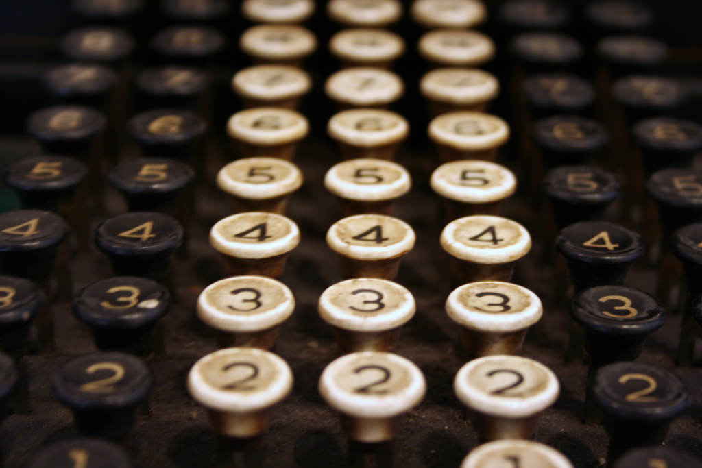 Norma de información financiera NIF C-11 sobre capital contable ...