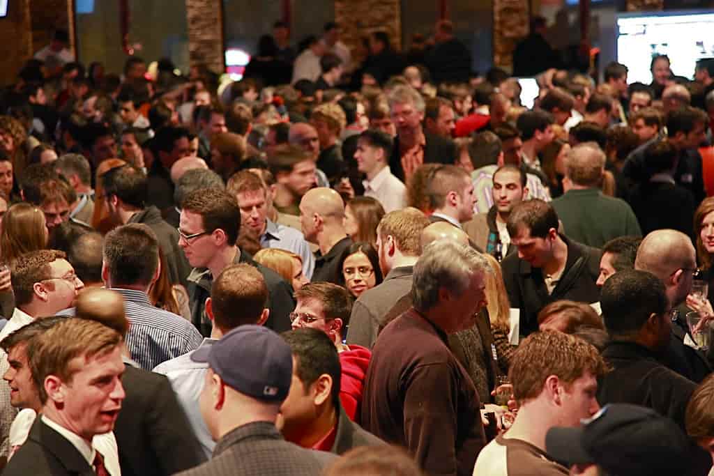 Importancia de la discreción en la imagen y la vida profesionales ...